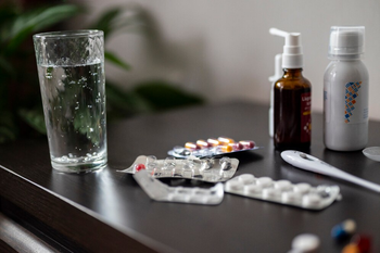 Understanding the Side Effects of Common Painkillers – AUVON